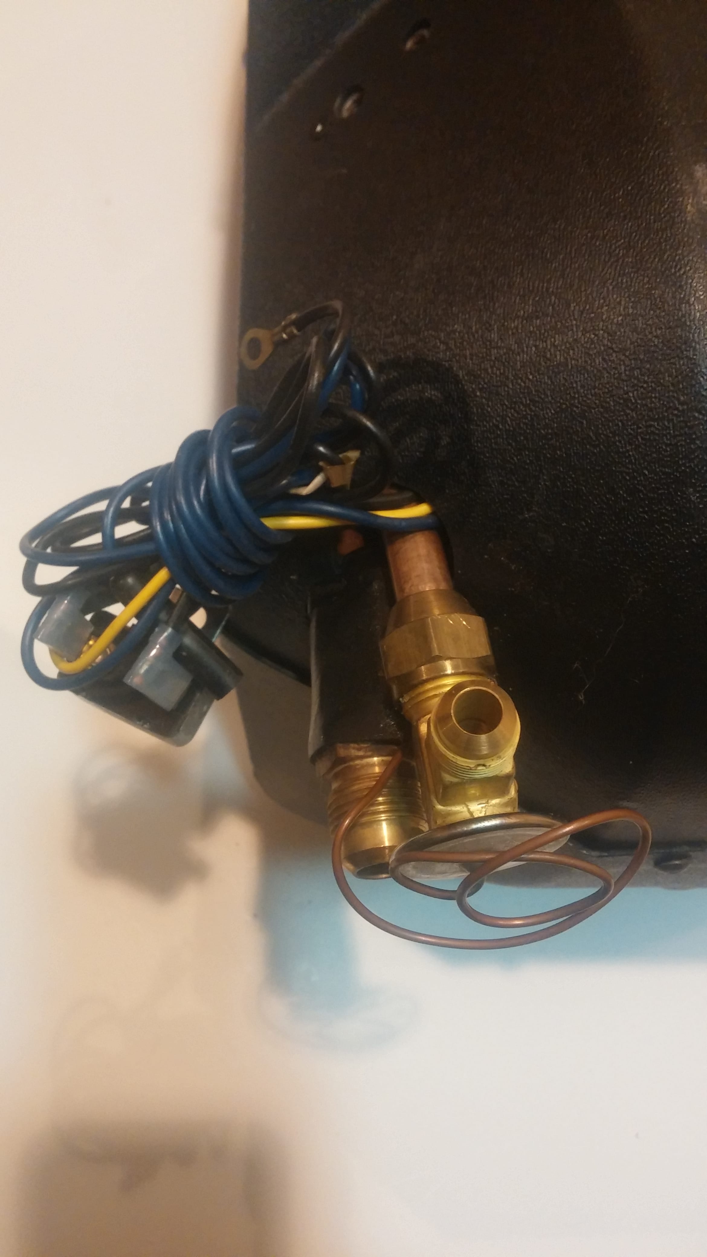 Dash/Between Seats 12V Air Conditioner (Danhard) 00571 - Comfort Air GR ...
