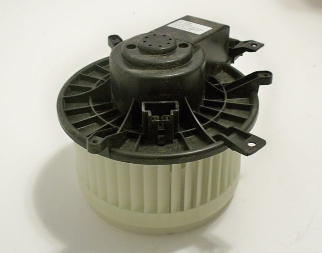 Blower Motor - Chrysler 300 (08-18), Charger/Challenger (08-14), Magnum ...